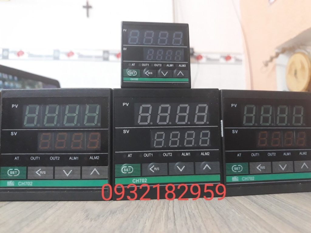 BỘ ĐIỀU KHIỂN NHIỆT ĐỘ RKC-CH102 - Thiết bị đo nhiệt chính hãng